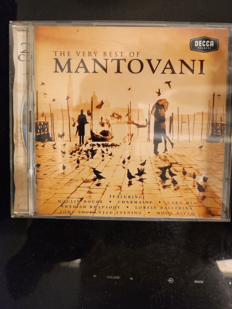 The Very Best of MANTOVANI, Hobbies & Toys, Music & Media, CDs & DVDs ...