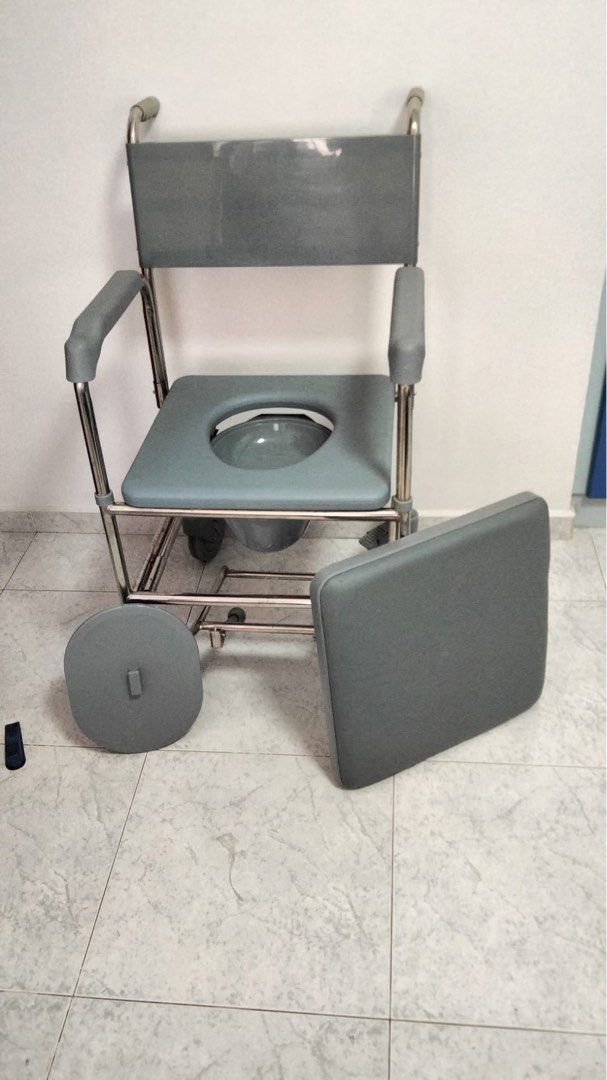 Toilet commode, Health & Nutrition, Assistive & Rehabilatory Aids ...