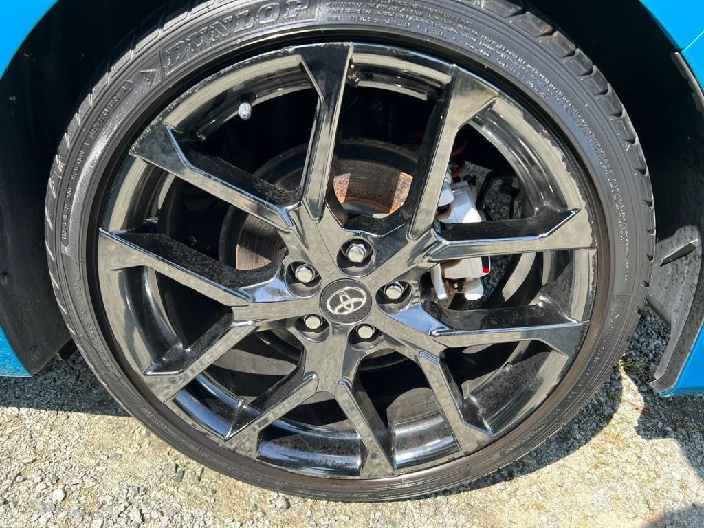 Toyota Prius PHV Plug-In Hybrid GR Sport Auto, 車 , 車輛放售 - Carousell