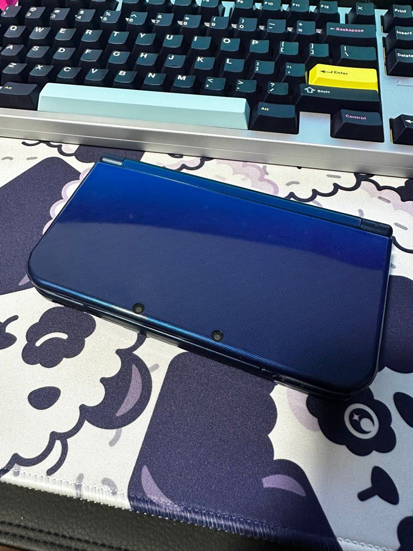 Trading New 3DS XL Blue for White, Video Gaming, Video Game Consoles ...