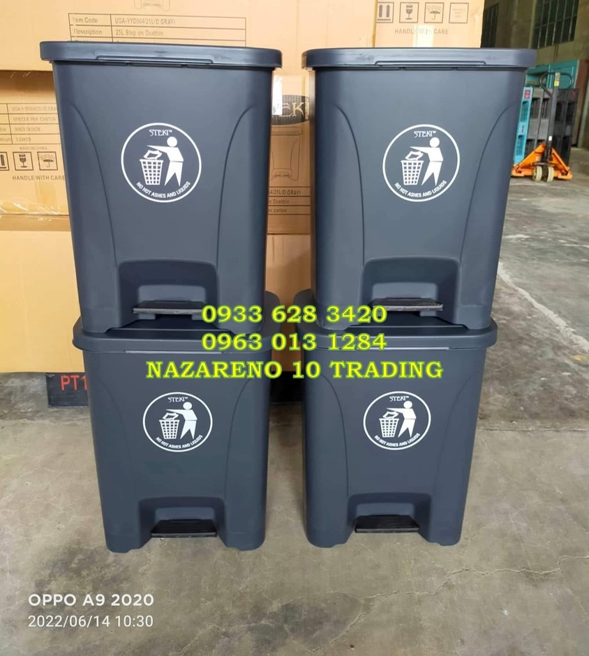 UGA / rolling Trash Bin Wheeled Trash Bin, Furniture & Home Living ...