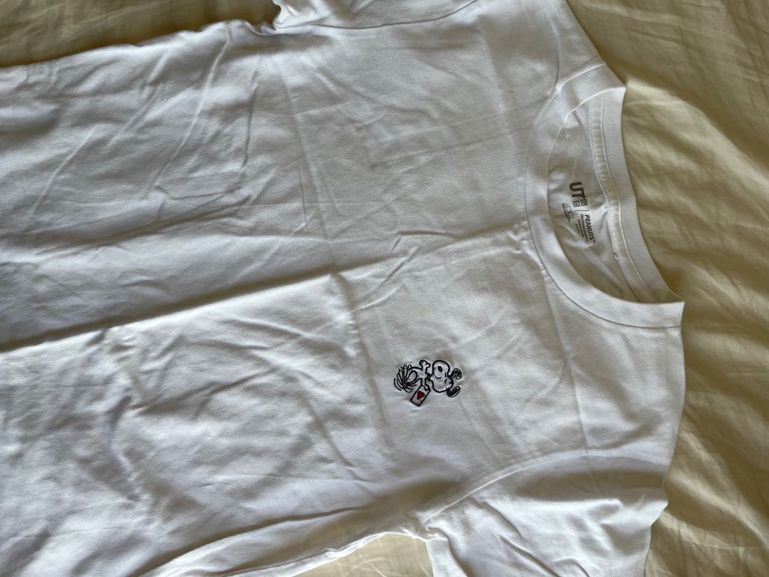 UT uniqlo PEANUTS collection tshirt snoopy, Women's Fashion, Tops ...