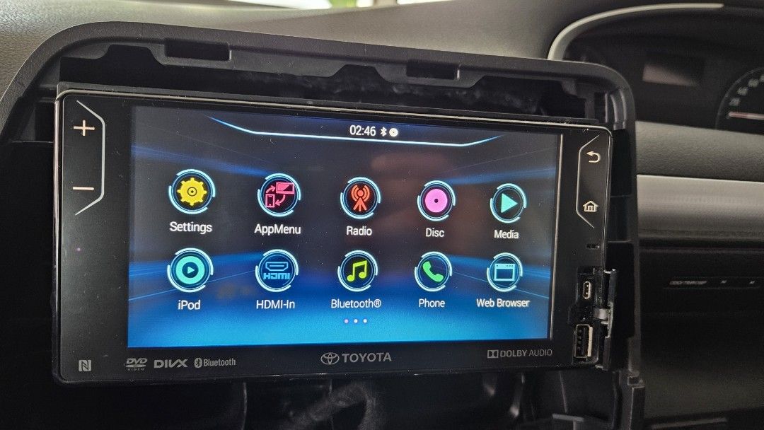 Very New Original Toyota Radio, Bluetooth,Touchscreen with Apps PC600 ...