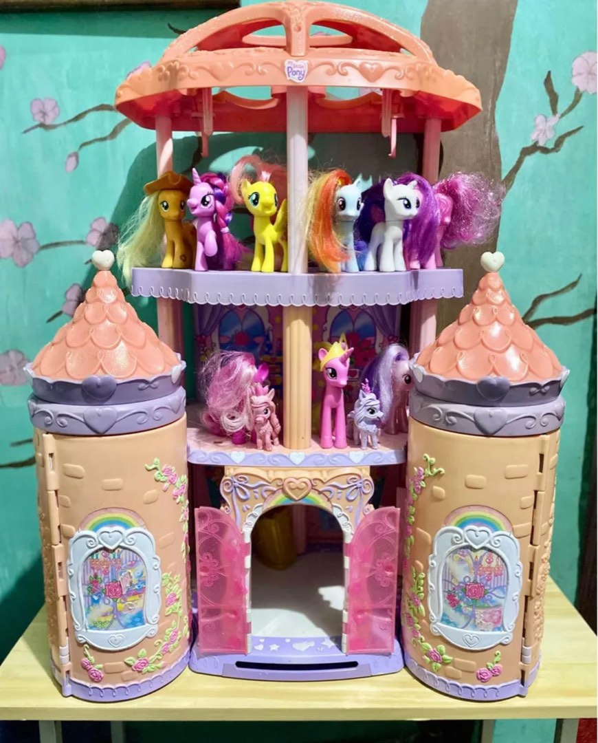 Vintage My Little Pony Castle Dollhouse on Carousell