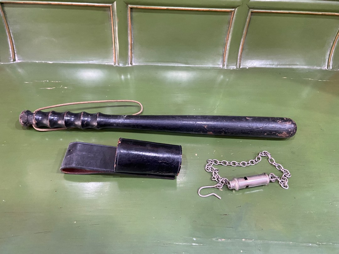 Vintage police accessories, Hobbies & Toys, Memorabilia & Collectibles ...