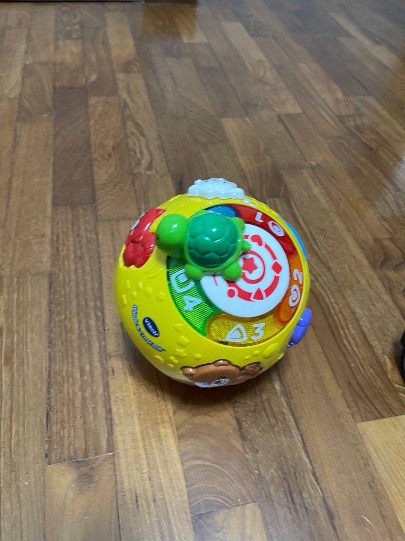Vtech wiggle and crawl ball, Babies & Kids, Infant Playtime on Carousell