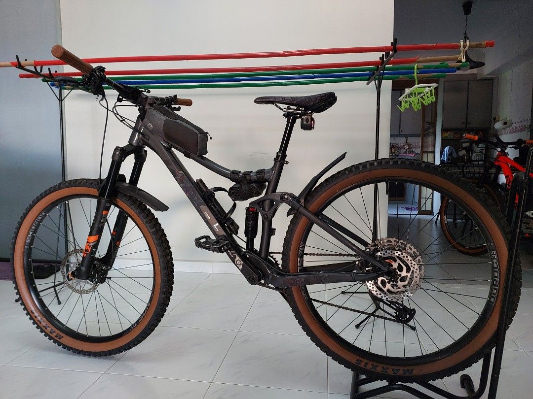 2021 giant Stance full sus mountain bike, Sports Equipment, Bicycles ...