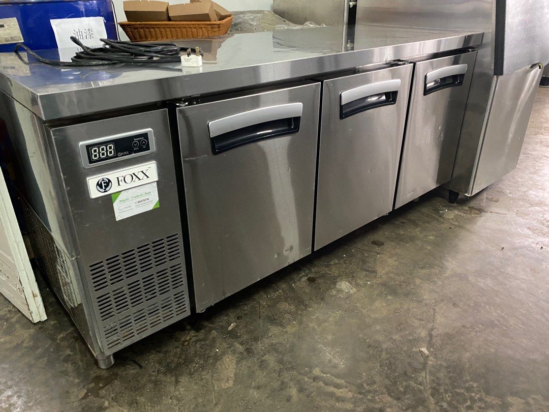 3 door counter chiller. Blower cooling. Free deliver & warranty, TV ...