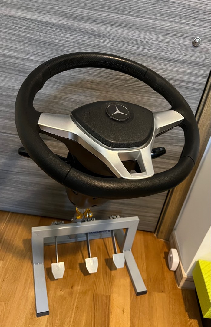 學車 模擬軚盤 練車 1 take pass, 興趣及遊戲, 玩具 & 遊戲類 - Carousell