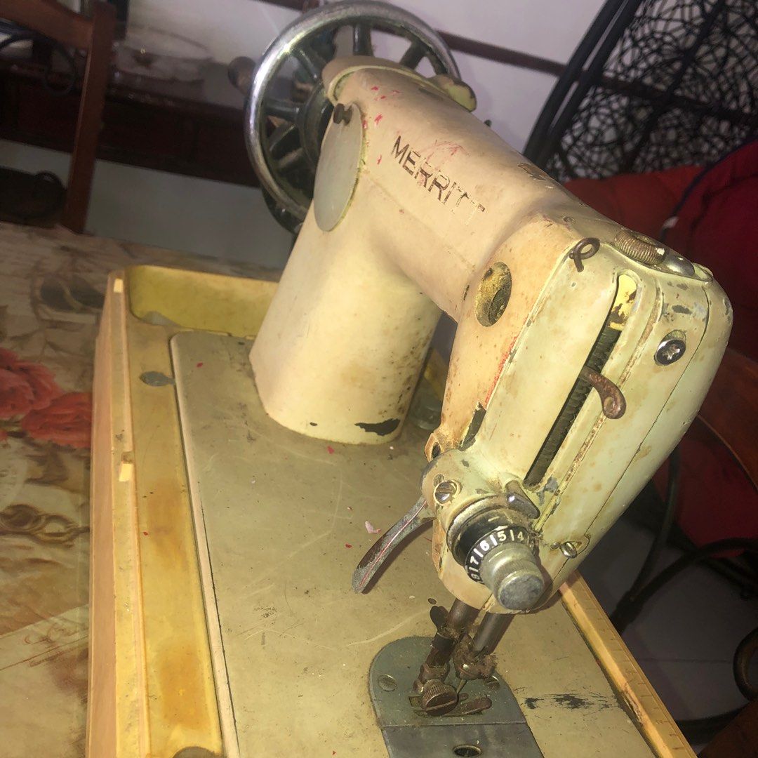 Antique sewing machine. Meritt by Singer, Hobbies & Toys, Memorabilia ...