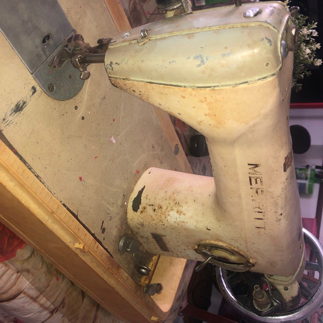 Antique sewing machine. Meritt by Singer, Hobbies & Toys, Memorabilia ...