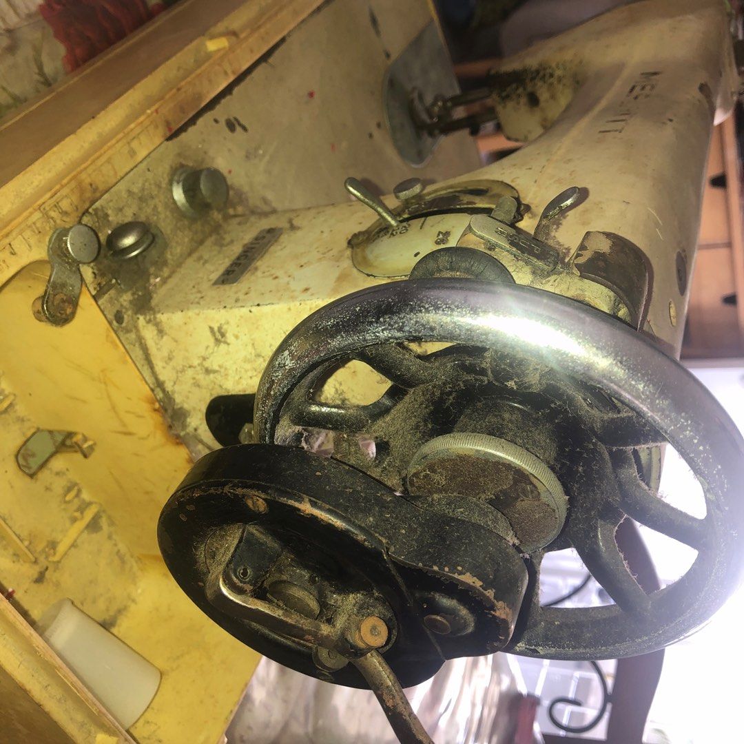 Antique sewing machine. Meritt by Singer, Hobbies & Toys, Memorabilia ...