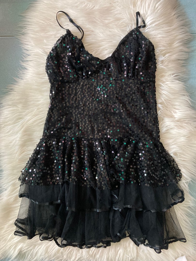 Black shiny sequence dress, Women's Fashion, Dresses & Sets, Evening ...