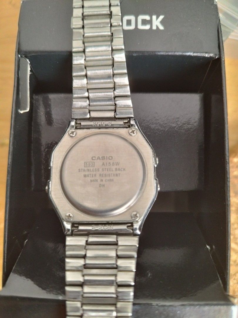 Casio A158 klasik, Fesyen Pria, Jam Tangan di Carousell