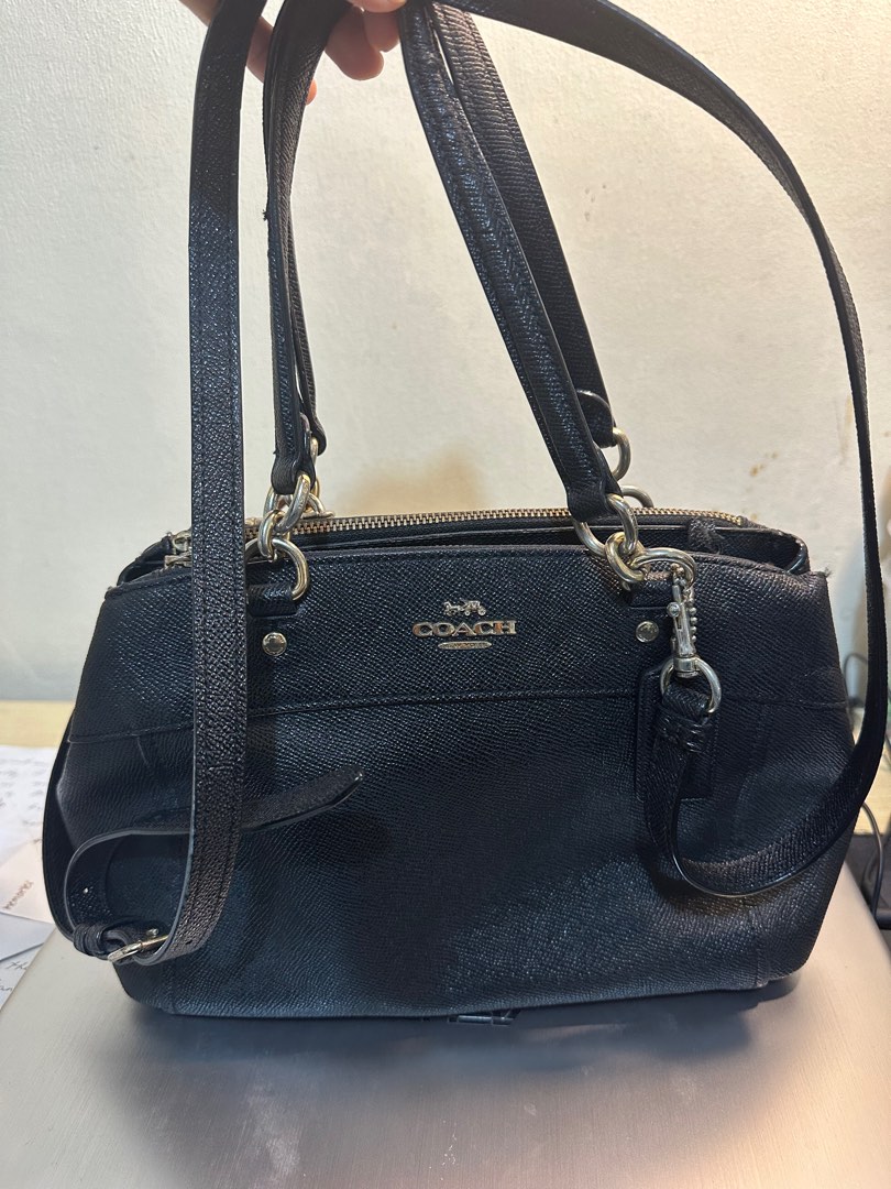 Coach Carry all Small Bag, Women's Fashion, Bags & Wallets, Cross-body ...