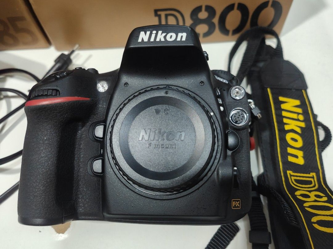 D800 with kit len, Photography, Cameras on Carousell