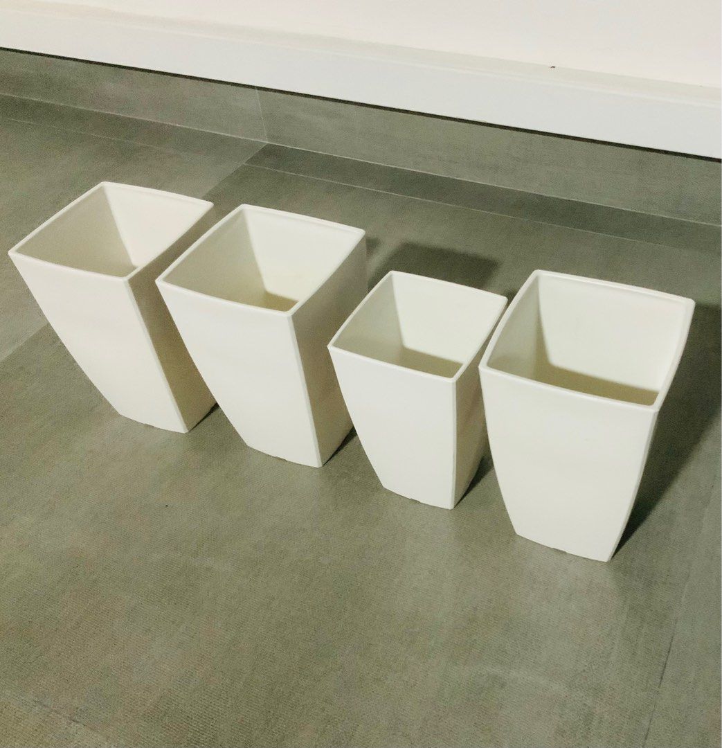 Daiso White Square Pots (4 Pots Bundle), Furniture & Home Living ...