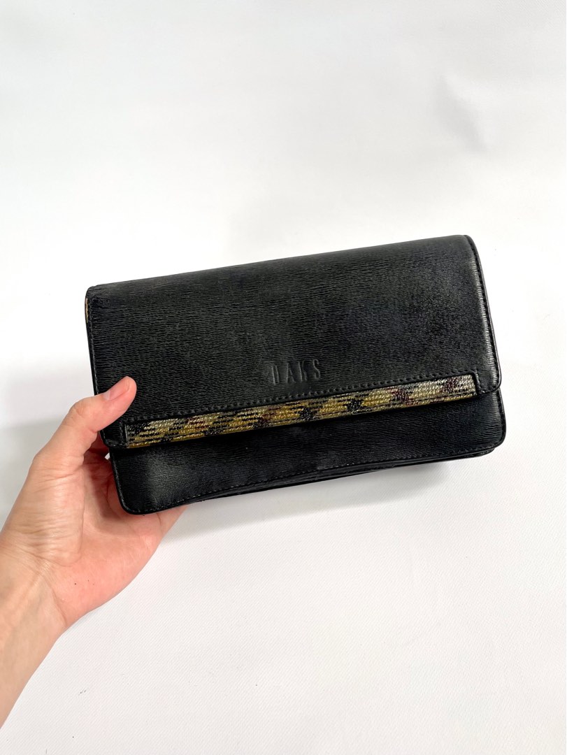 DAKS Vintage Black Clutch Wallet (pwede for men) on Carousell