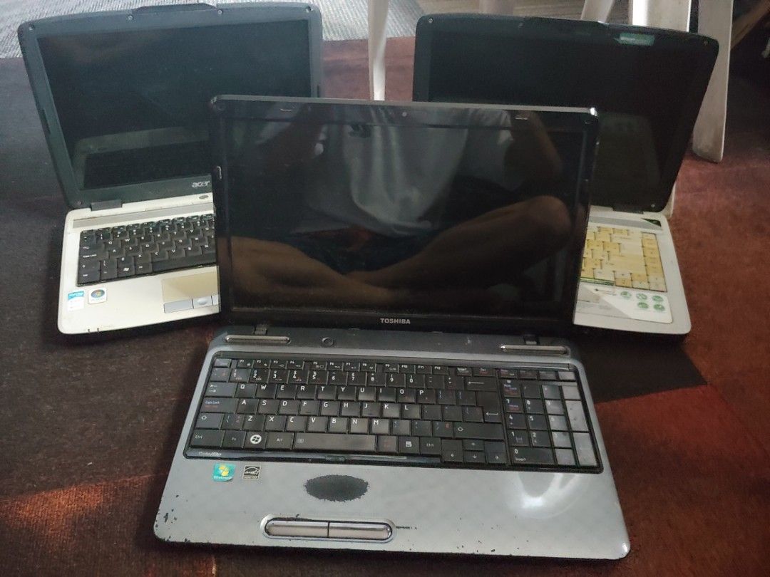 Defective Laptop on Carousell