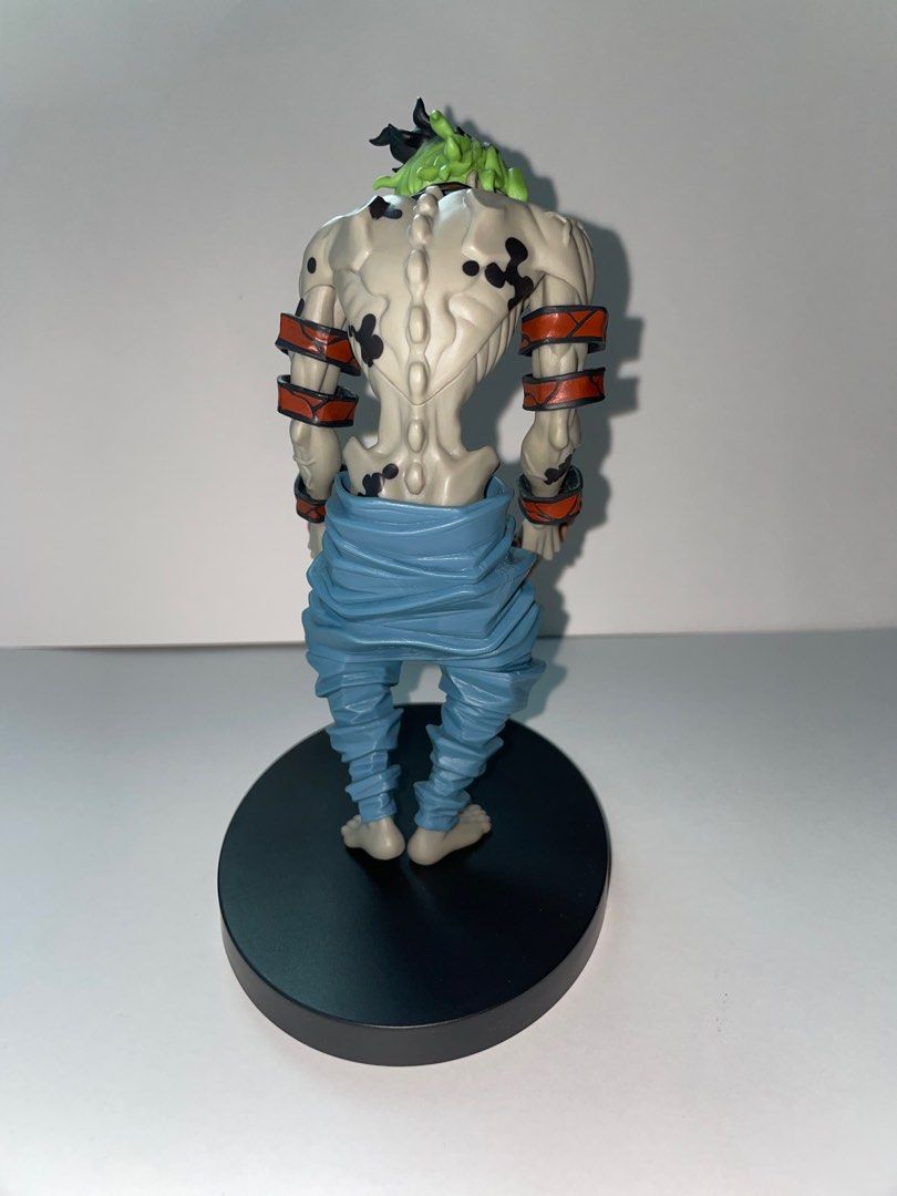 DEMON SLAYER: KIMETSU NO YAIBA -GYUTARO- BANPRESTO, Hobbies & Toys ...