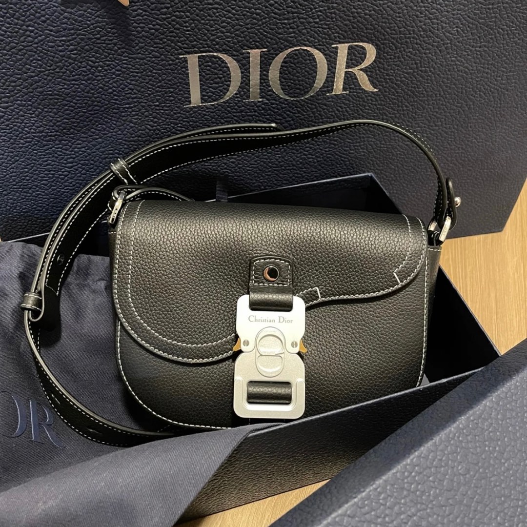 Dior Saddle Explorer Bag, Men's Fashion, Bags, Sling Bags on Carousell