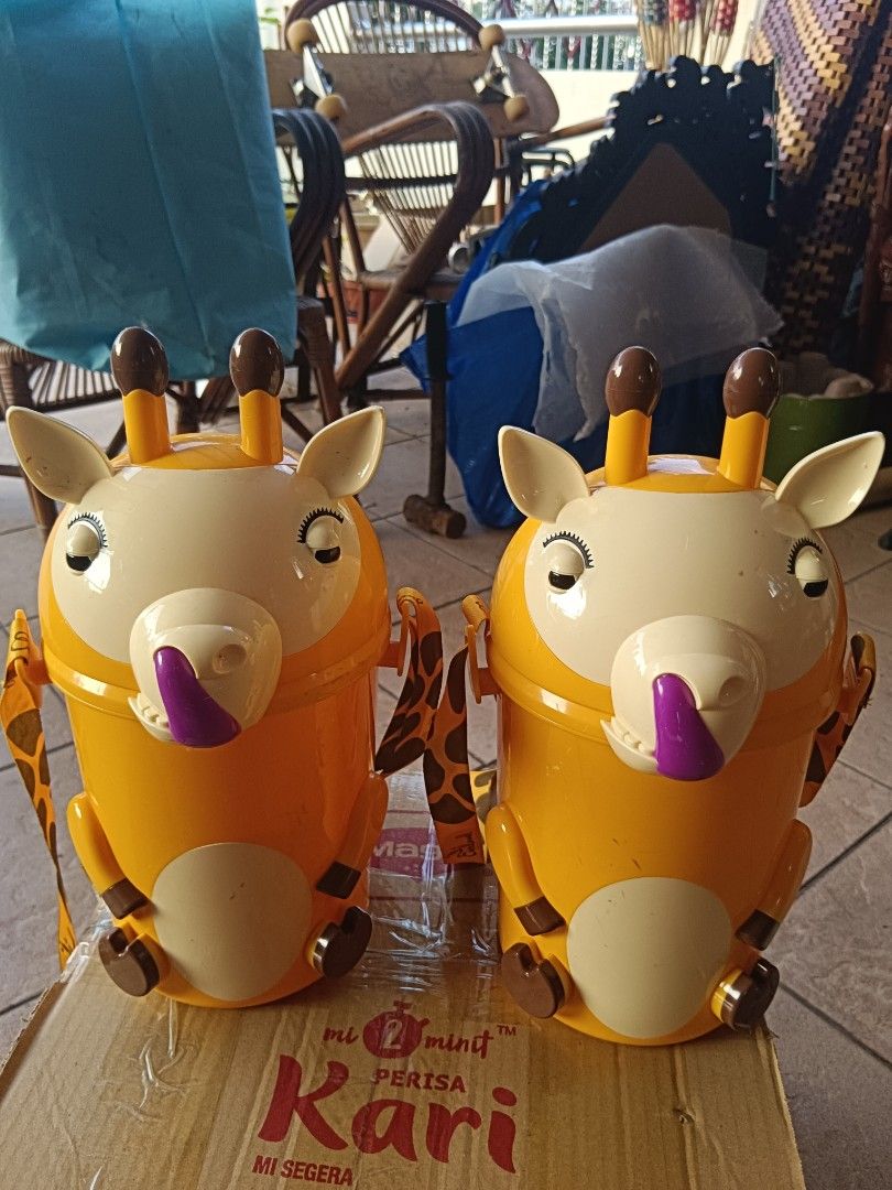 Everland Korea Madagascar Popcorn Container, Hobbies & Toys ...