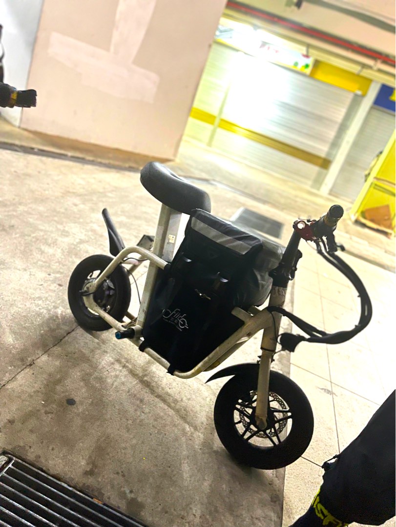 Fiido stock . 36V, Sports Equipment, PMDs, E-Scooters & E-Bikes, E ...
