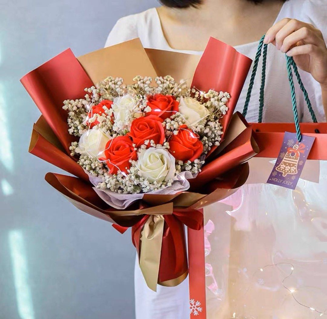 Flower Bouquet (Promotion), Hobbies & Toys, Stationery & Craft, Flowers ...