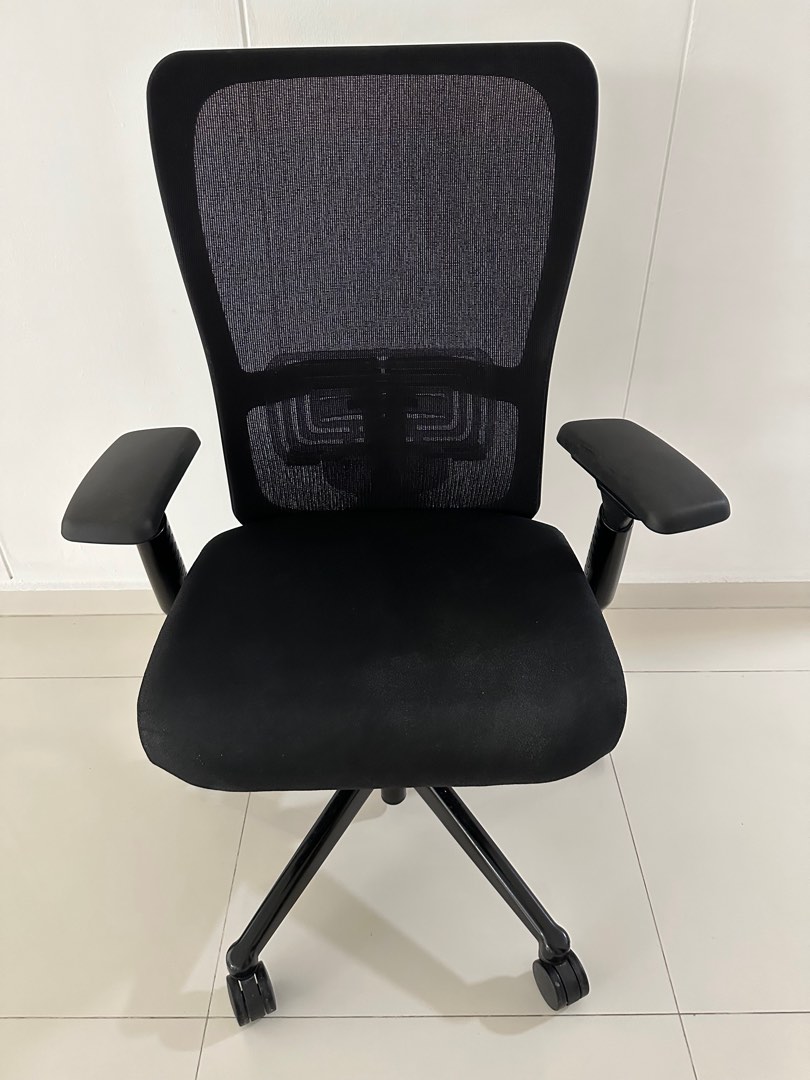 Haworth chair, Furniture & Home Living, Furniture, Chairs on Carousell