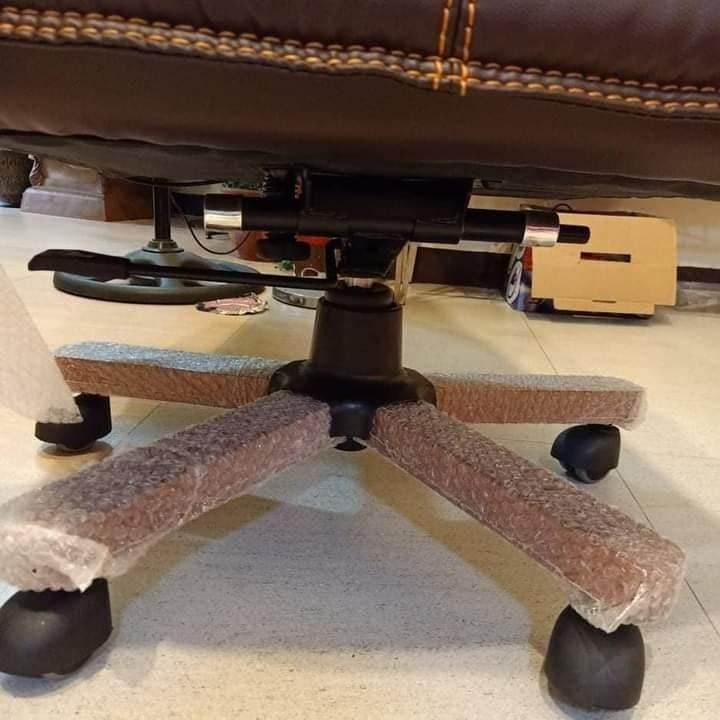 Heavy Duty Big Boss Chair Office Chair High quality solid wood Cow ...