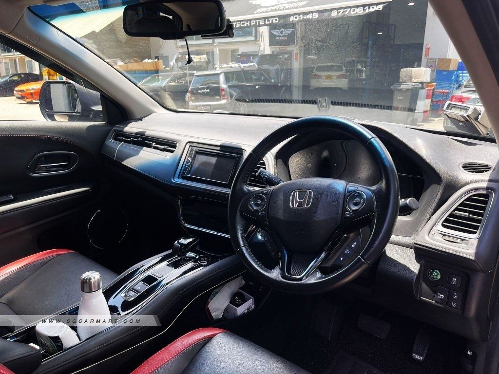 Honda Vezel Hybrid 1.5X AUTO Auto, Cars, Used Cars on Carousell