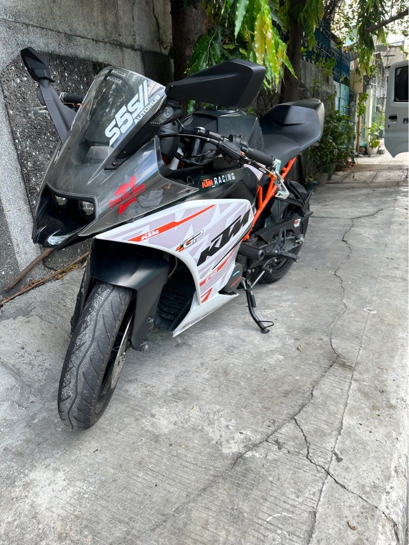 Ktm rc200 with 390 decals, Motorbikes, Motorbikes for Sale on Carousell