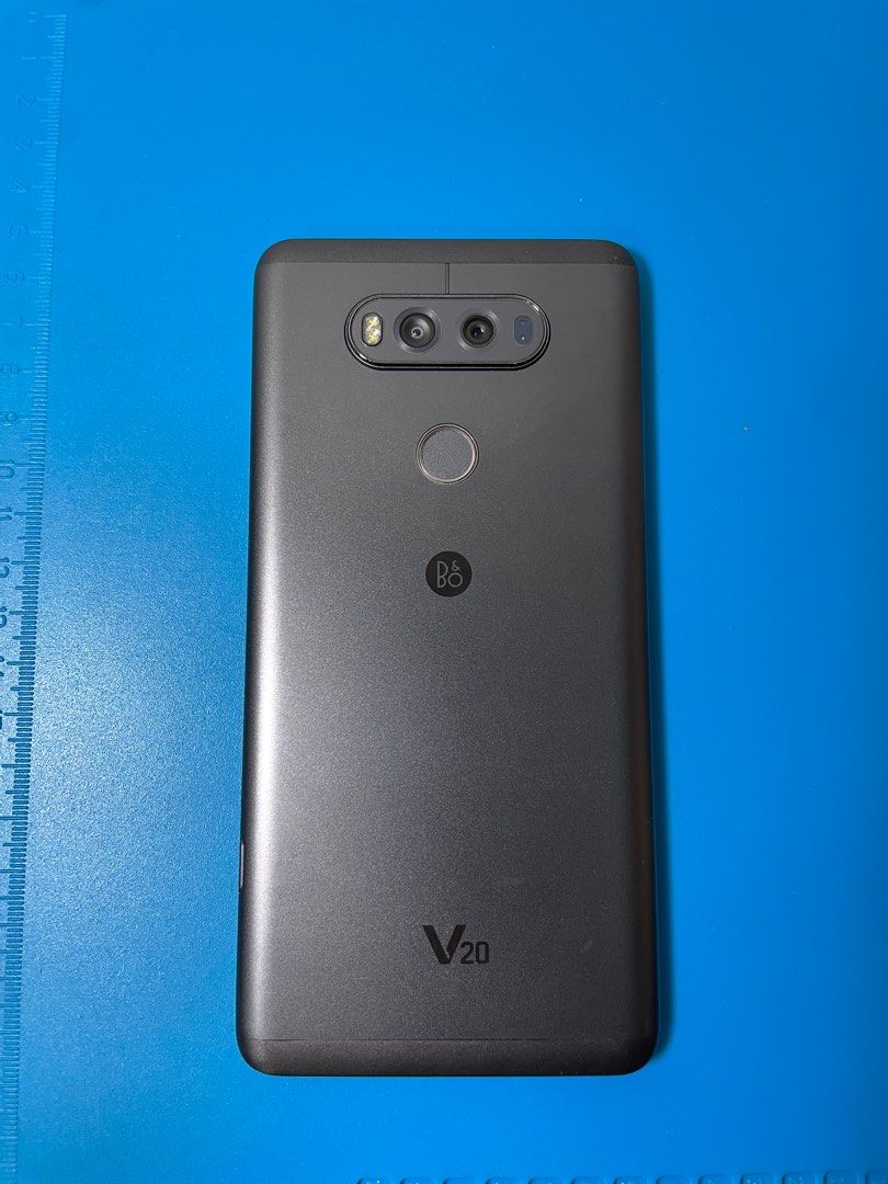 LG V20 [H990DS dual SIM) with Android 12L (LineageOS 19.1 latest build ...