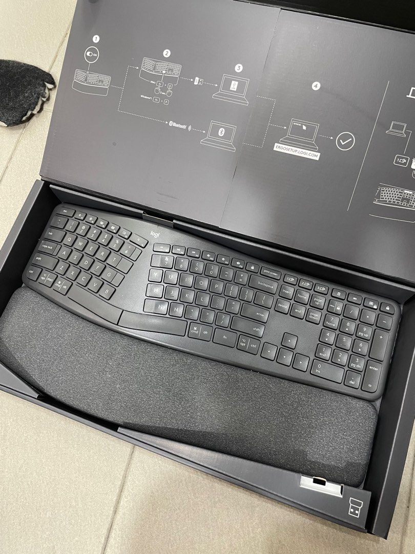 Logitech Ergo K860 Wireless Ergonomic Keyboard Computers And Tech Parts And Accessories Computer