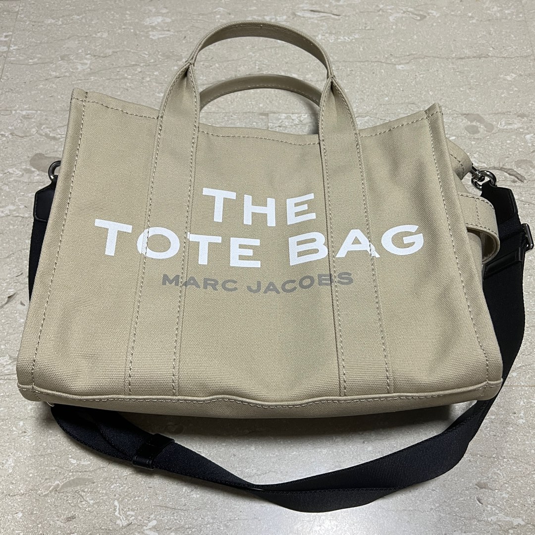 Marco Jacobs Medium Tote Bag, Luxury, Bags & Wallets on Carousell