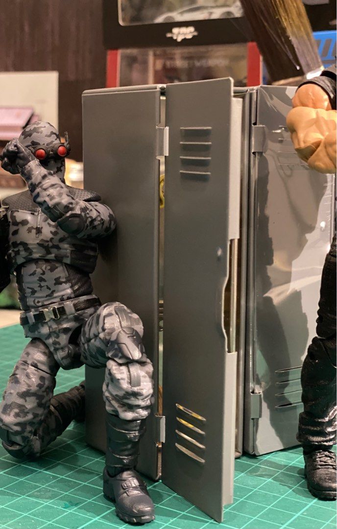 Marvel legends GiJoe Action figure diorama props retro room locker cabinet miniature, Hobbies ...