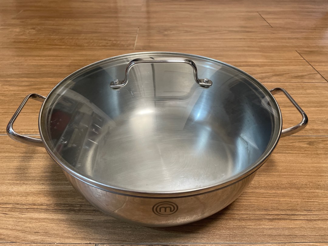 MasterChef 28cm 不銹鋼雙耳鍋/邊爐鍋連玻璃蓋, 傢俬＆家居, 廚具和餐具, 炊具及配件 - Carousell