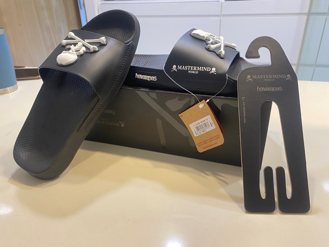 Mastermind Japan x Havaianas, Men's Fashion, Footwear, Flipflops and ...