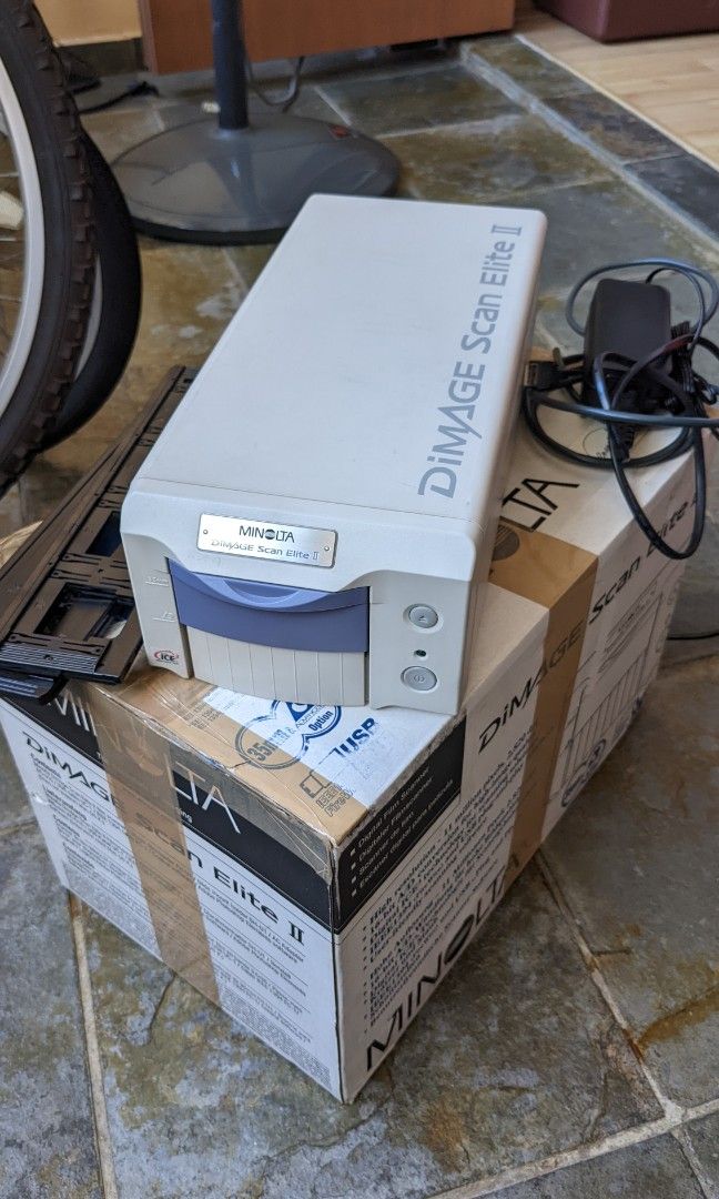 Minolta Dimage Scan Elite II 35mm film scanner, Computers & Tech ...