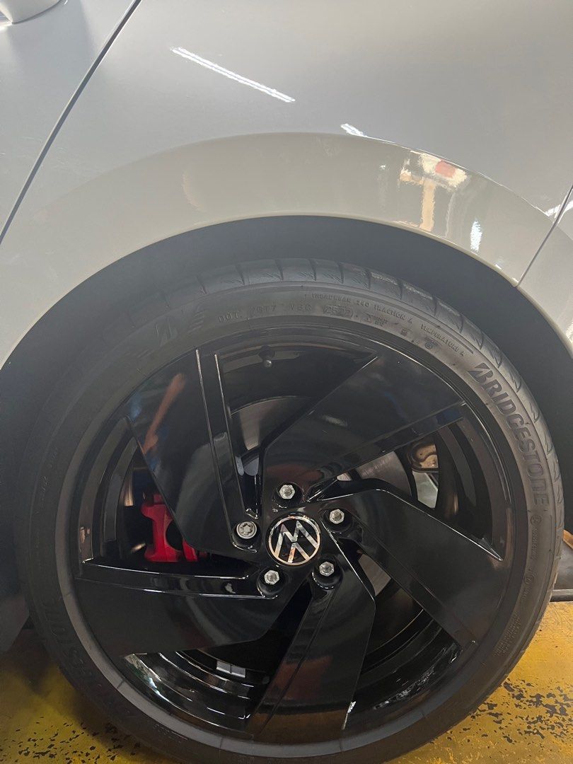 Mk8 GTI Original rims, Auto Accessories on Carousell