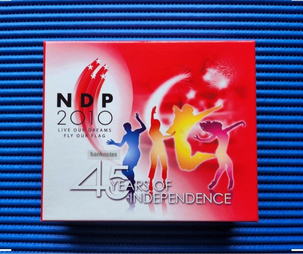 NDP 2010 Singapore 45 Years of Independence $5 & $2 Commemorative 2-in ...