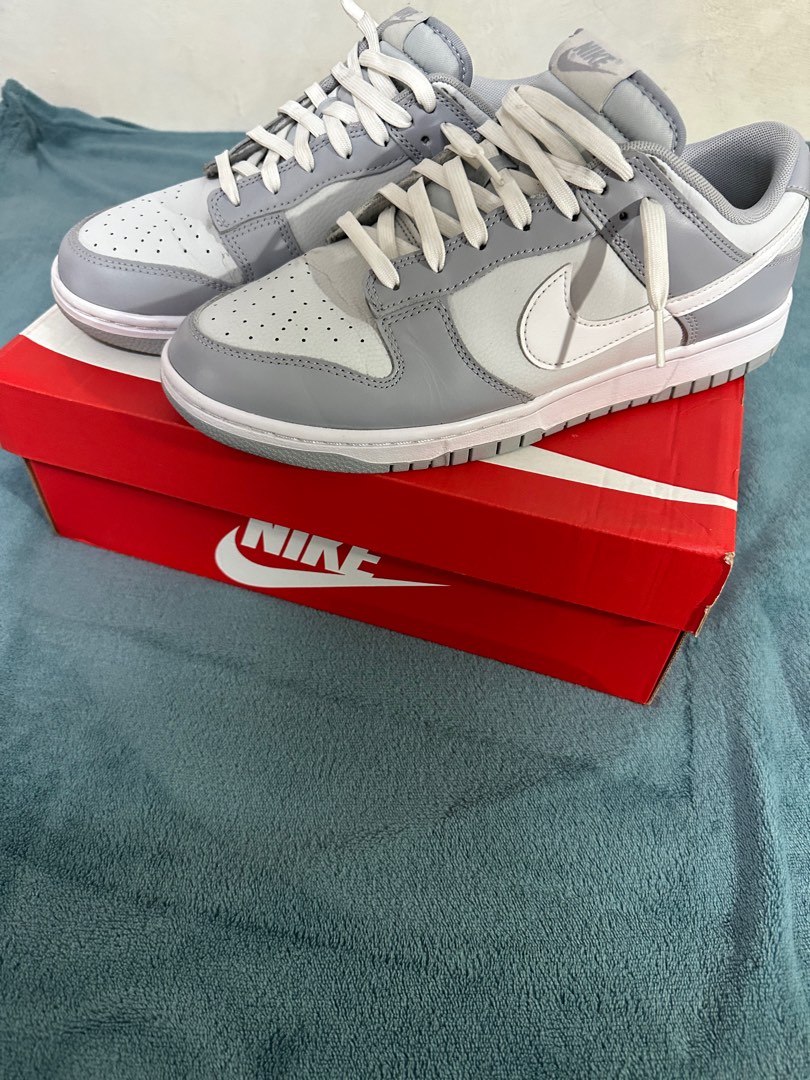 Nike dunk low grey white 酷灰 灰白 可議, 他的時尚, 鞋類, 運動鞋、球鞋在旋轉拍賣