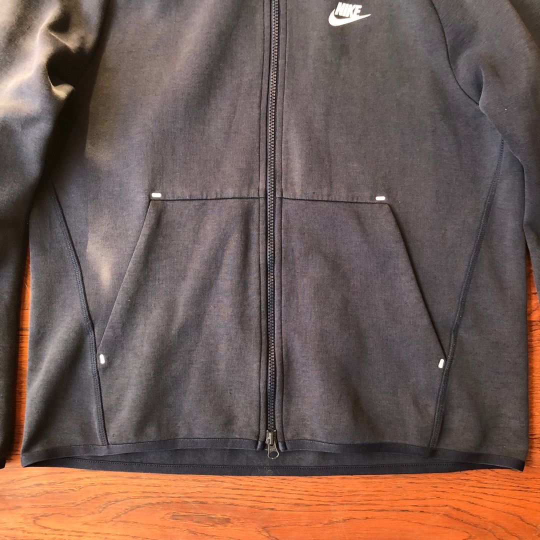 Nike Tech Fleece hoodie, Men's Fashion, Coats, Jackets and Outerwear on ...