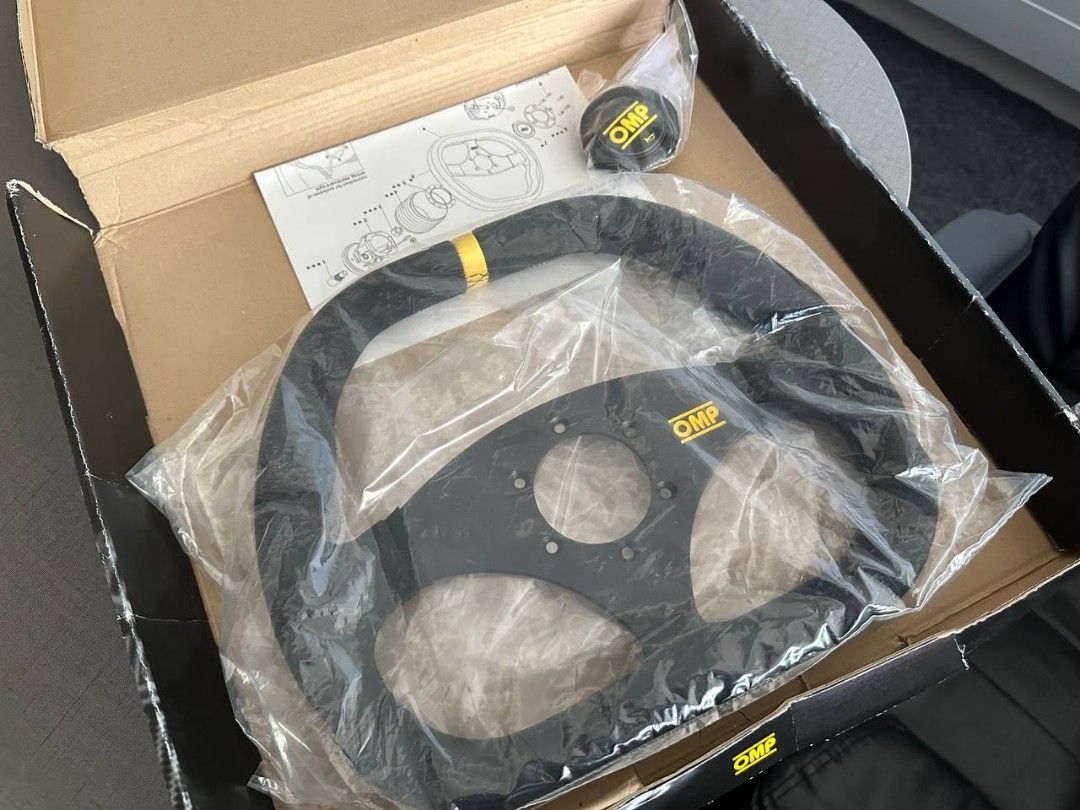 OMP Kubic 310mm Steering Wheel, Car Accessories, Accessories on Carousell