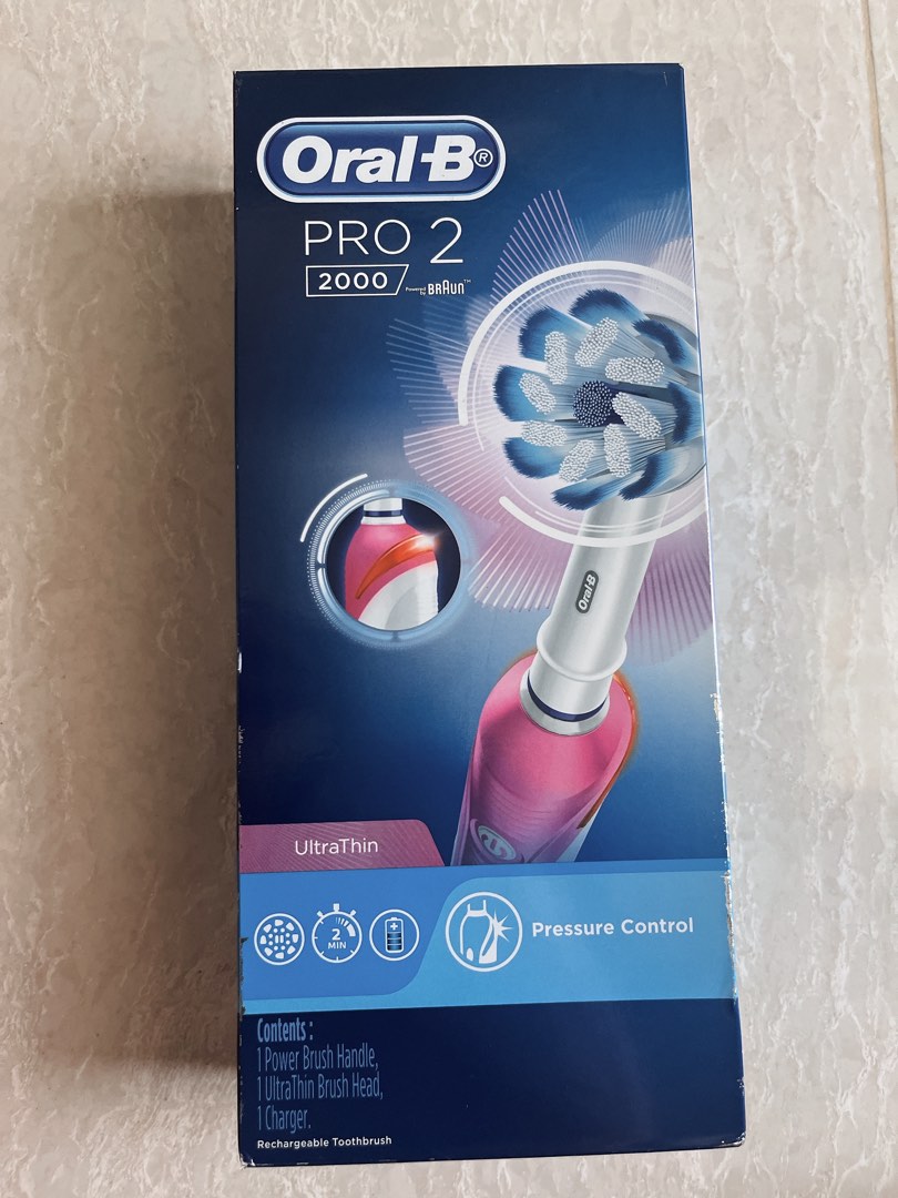Oral-B Pro 2 2000, Beauty & Personal Care, Oral Care on Carousell