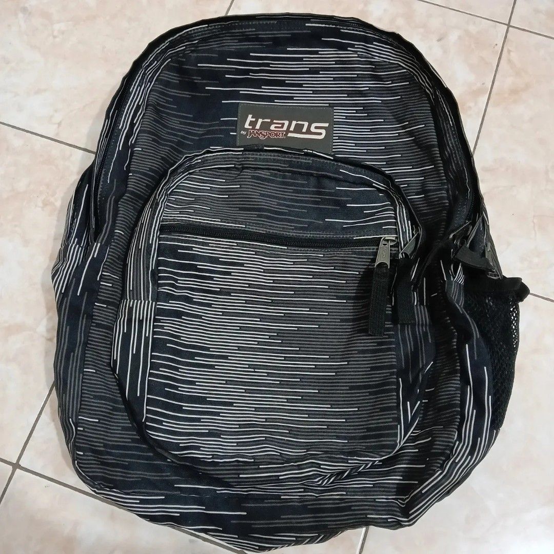Preloved Tas Trans by Jansport Hitam Motif Second Seken Original ...
