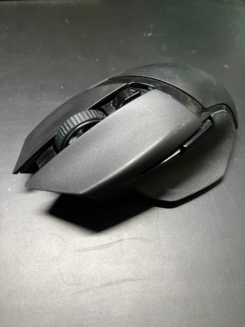 Razee Basilisk X Hyperspeed 電競無線滑鼠, 電腦＆科技, 電腦周邊及配件, 電腦滑鼠及相關產品 - Carousell