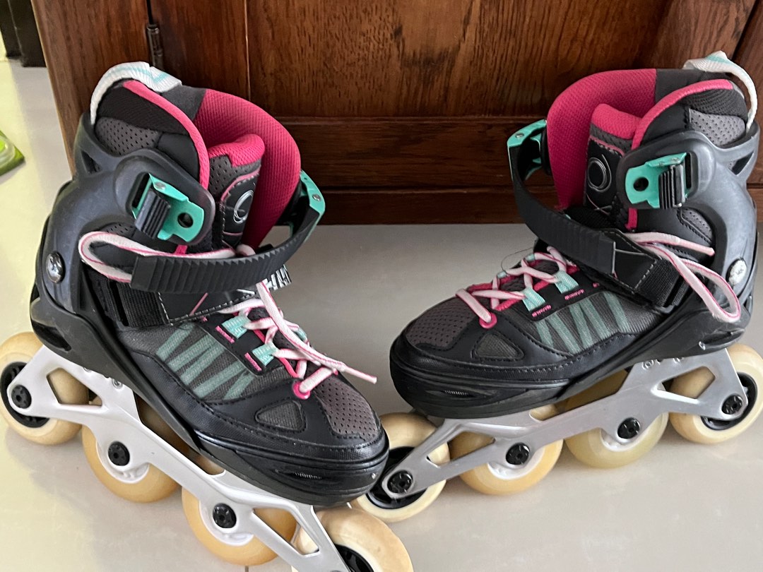 Roller blades, Sports Equipment, Sports & Games, Skates, Rollerblades ...