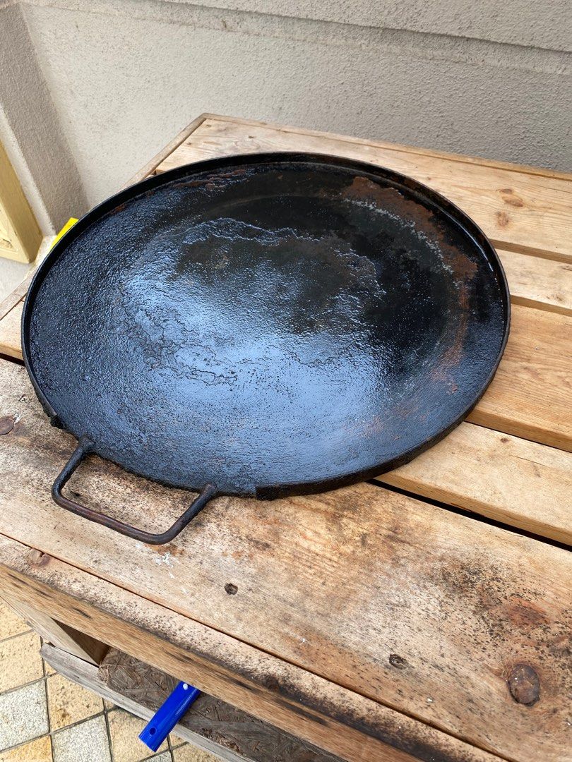 Round Large Hot plates, Furniture & Home Living, Kitchenware ...