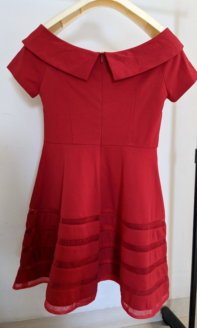 Sabrina Mini Dress merah, Fesyen Wanita, Pakaian Wanita, Gaun & Rok di ...